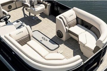 Princess Katharina Pontoon Boat Rental WI | Golden Boat Rentals